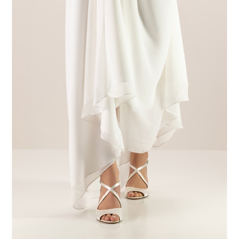 Mable LS - Chaussures de mariage ouvertes en satin blanc et semelle ...